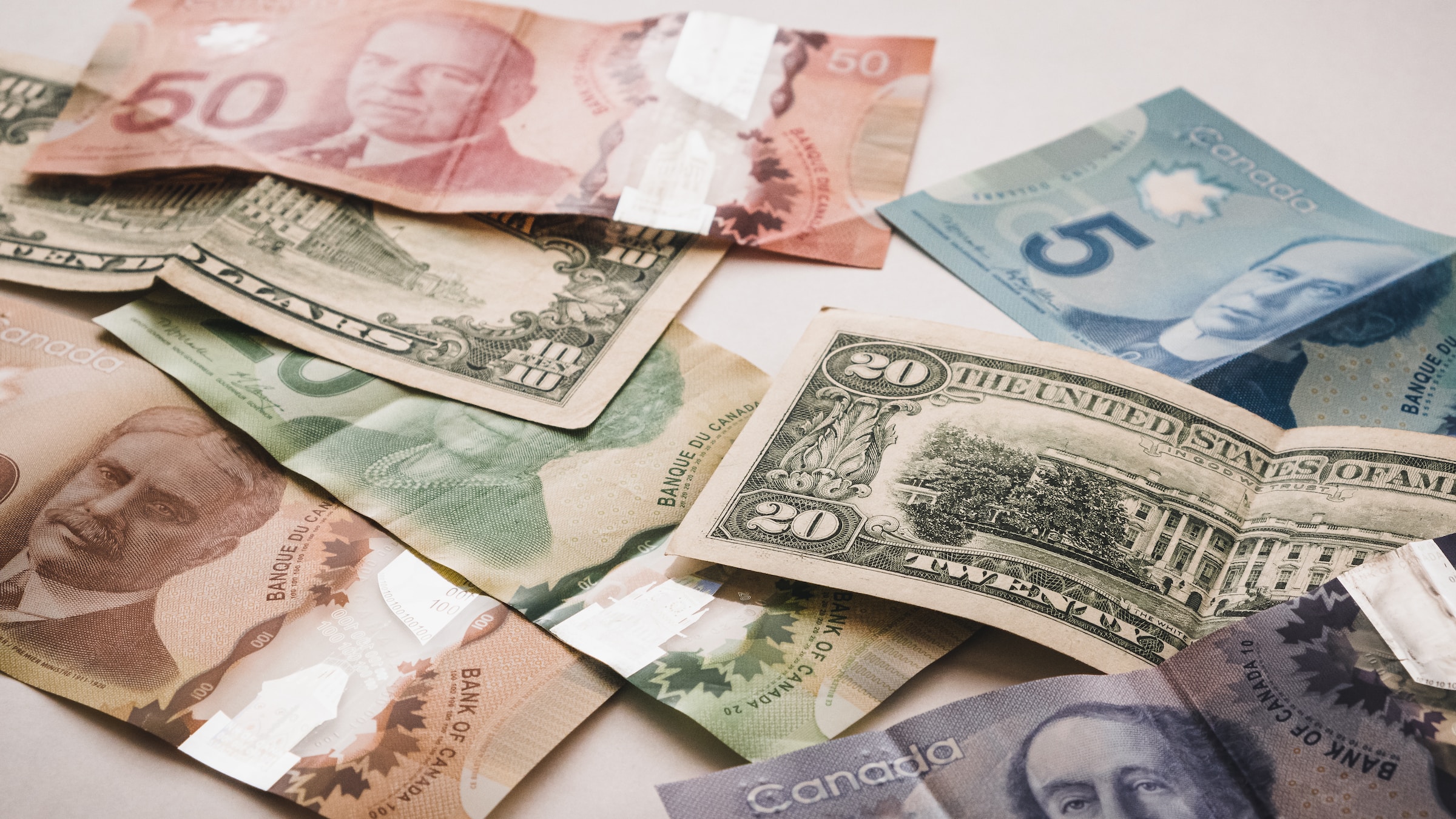 Canadian Dollar Extends Its Slide Against The USD On Higher Bond Yields Canadian Dollar Extends Its Slide Against The USD On Higher Bond Yields